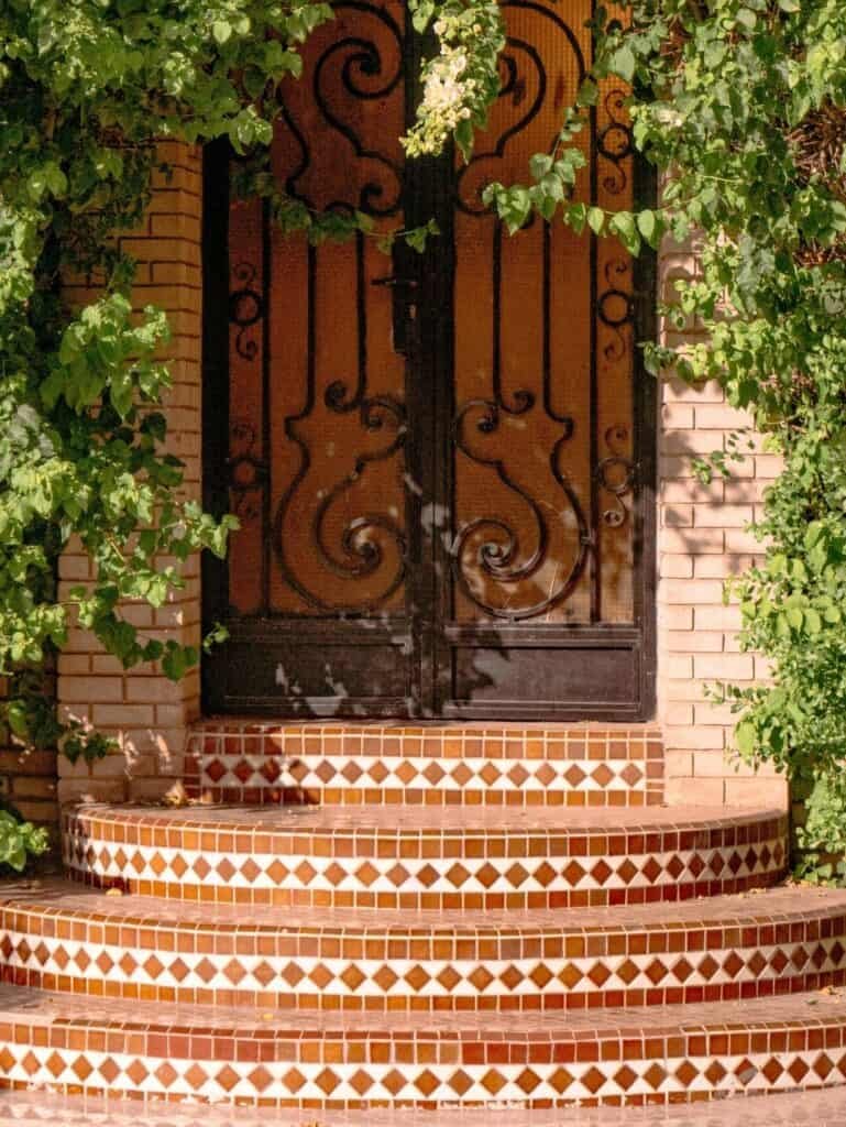 Discover How Moroccan Zellige Tiles Are Crafted